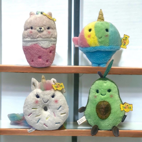 FAO Schwarz | Toys | Lot Of 4 Fao Schwarz Tasties Sweet Friends Plush ...